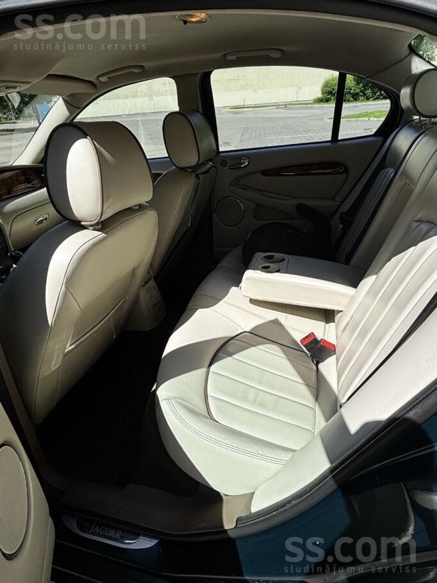Zaļš Jaguar X-Type 2006 Rīga, ar dzinēja tilpumu 2.20 L un nobraukumu 304 tūkst. km par 2950 €, foto 8 vietnē AUTOMOTO.COM.LV