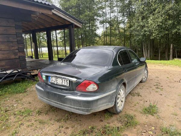 Ягуар Х-Тайп 2006 в Утена на AUTOMOTO.COM.LV Зеленый Ягуар Х-Тайп 2006 в Утена, объемом двигателя 2.20 л и пробегом 364 тыс. км за 500 €, фото 4 на AUTOMOTO.COM.LV