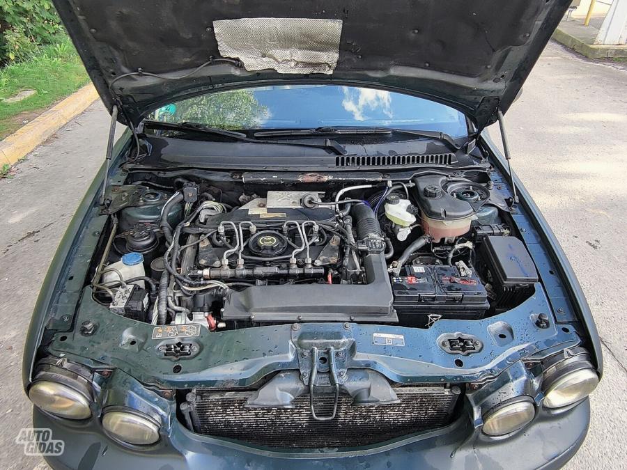 Green Jaguar X-Type 2004 in Vilnius, with an engine capacity of 2.00 L and mileage of 354 thousand km for 450 €, photo 13 on AUTOMOTO.COM.LV