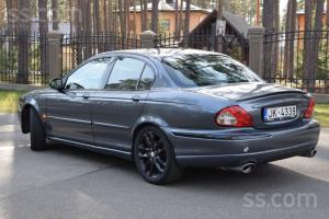 Серый Ягуар Х-Тайп 2001 в Рига, объемом двигателя 2.50 л и пробегом 260 тыс. км за 1700 €, фото 4 на AUTOMOTO.COM.LV