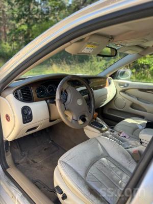 Pelēks Jaguar X-Type 2001 Rīga, ar dzinēja tilpumu 3.00 L un nobraukumu 320 tūkst. km par 3350 €, foto 6 vietnē AUTOMOTO.COM.LV
