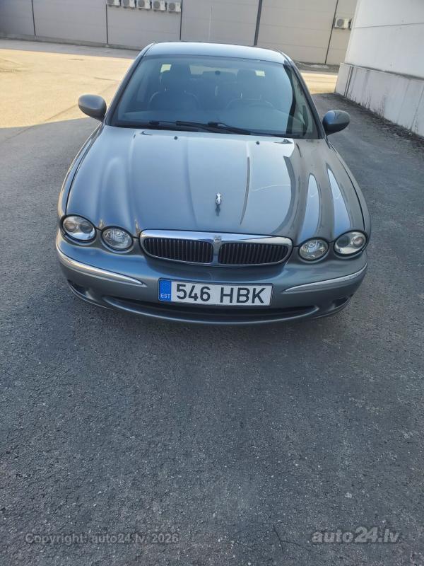 Pelēks Jaguar X-Type 2002 Pērnava, ar dzinēja tilpumu 2.10 L un nobraukumu 193 tūkst. km par 2750 €, foto 1 vietnē AUTOMOTO.COM.LV