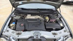 Grey Jaguar X-Type 2002 in Vilnius, with an engine capacity of 2.97 L and mileage of 228 thousand km for 3000 €, photo 11 on AUTOMOTO.COM.LV