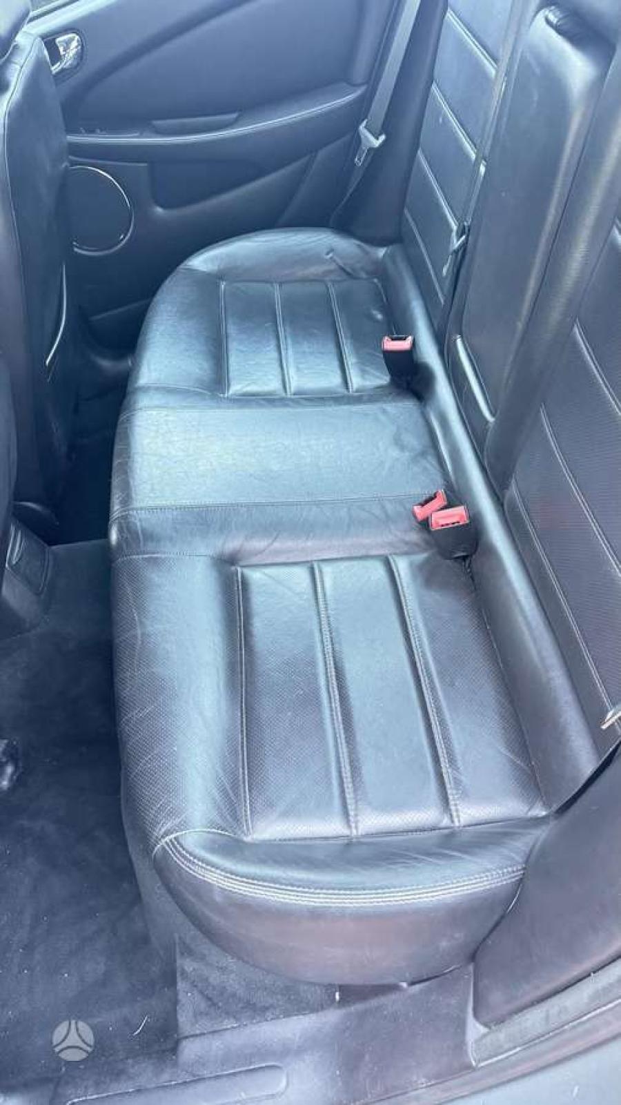 Grey Jaguar X-Type 2004 in Vilnius, with an engine capacity of 2.00 L and mileage of 248 thousand km for 1250 €, photo 15 on AUTOMOTO.COM.LV