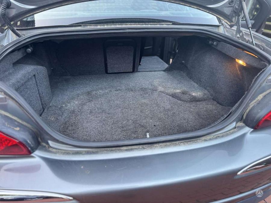 Grey Jaguar X-Type 2004 in Vilnius, with an engine capacity of 2.00 L and mileage of 248 thousand km for 1250 €, photo 27 on AUTOMOTO.COM.LV