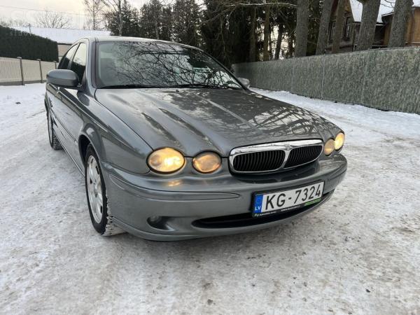 Grey Jaguar X-Type 2005 in Riga, with an engine capacity of 2.00 L and mileage of 277 thousand km for 2550 €, photo 8 on AUTOMOTO.COM.LV