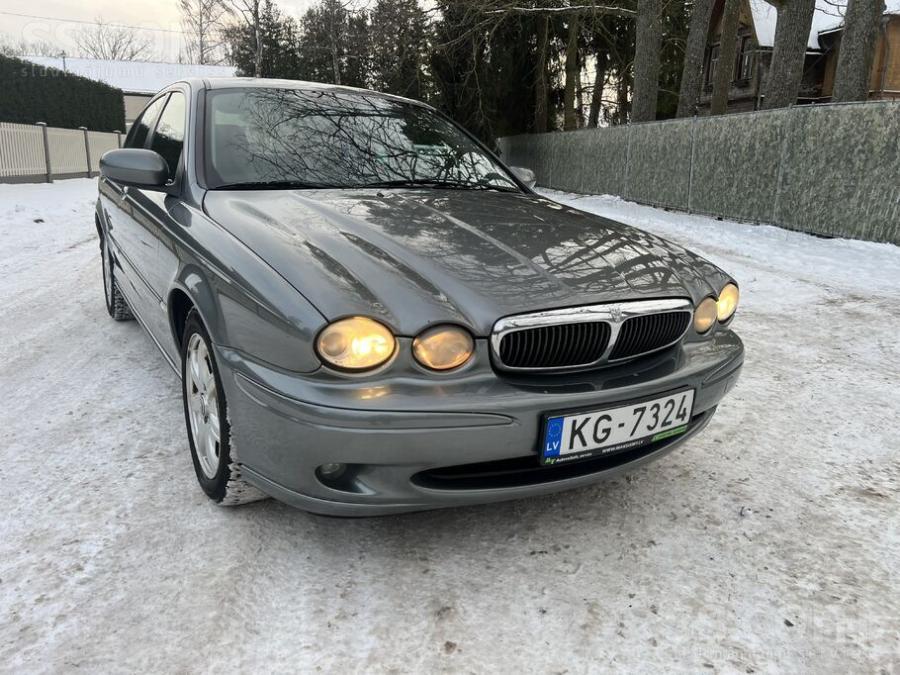 Grey Jaguar X-Type 2005 in Riga, with an engine capacity of 2.00 L and mileage of 277 thousand km for 2550 €, photo 8 on AUTOMOTO.COM.LV
