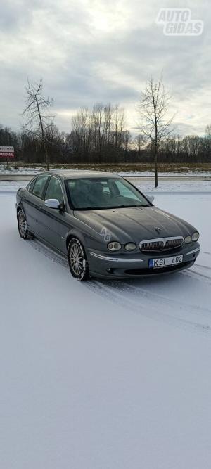 Grey Jaguar X-Type 2006 in Mazeikiai, with an engine capacity of 2.20 L and mileage of 342 thousand km for 1300 €, photo 2 on AUTOMOTO.COM.LV