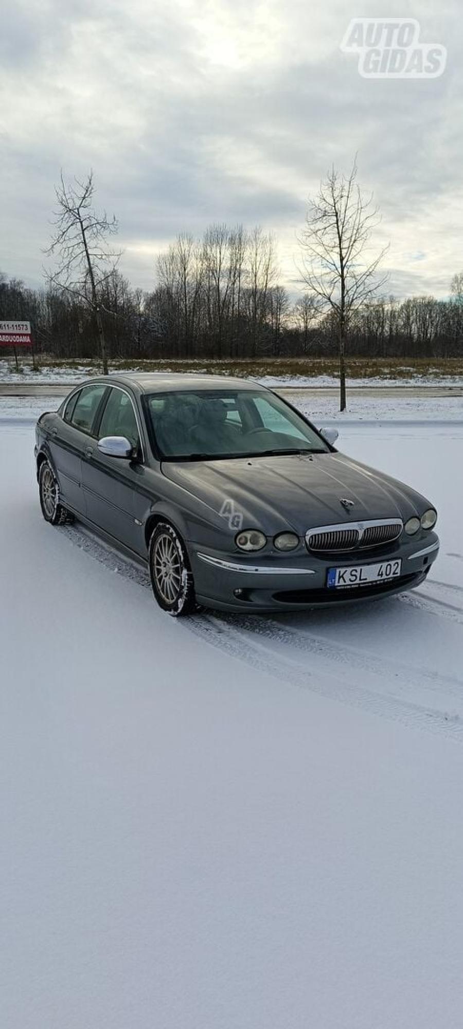 Grey Jaguar X-Type 2006 in Mazeikiai, with an engine capacity of 2.20 L and mileage of 342 thousand km for 1300 €, photo 2 on AUTOMOTO.COM.LV
