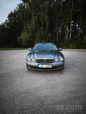 Pelēks Jaguar X-Type 2006 Aizkraukle, ar dzinēja tilpumu 2.20 L un nobraukumu 398 tūkst. km par 1950 €, foto 3 vietnē AUTOMOTO.COM.LV