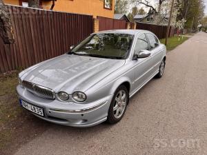 Pelēks Jaguar X-Type 2007 Rīga, ar dzinēja tilpumu 2.50 L un nobraukumu 174 tūkst. km par 4000 €, foto  vietnē AUTOMOTO.COM.LV