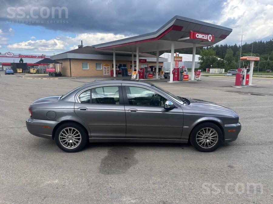 Pelēks Jaguar X-Type 2008 Rīga, ar dzinēja tilpumu 2.20 L un nobraukumu 239 tūkst. km par 3550 €, foto 6 vietnē AUTOMOTO.COM.LV