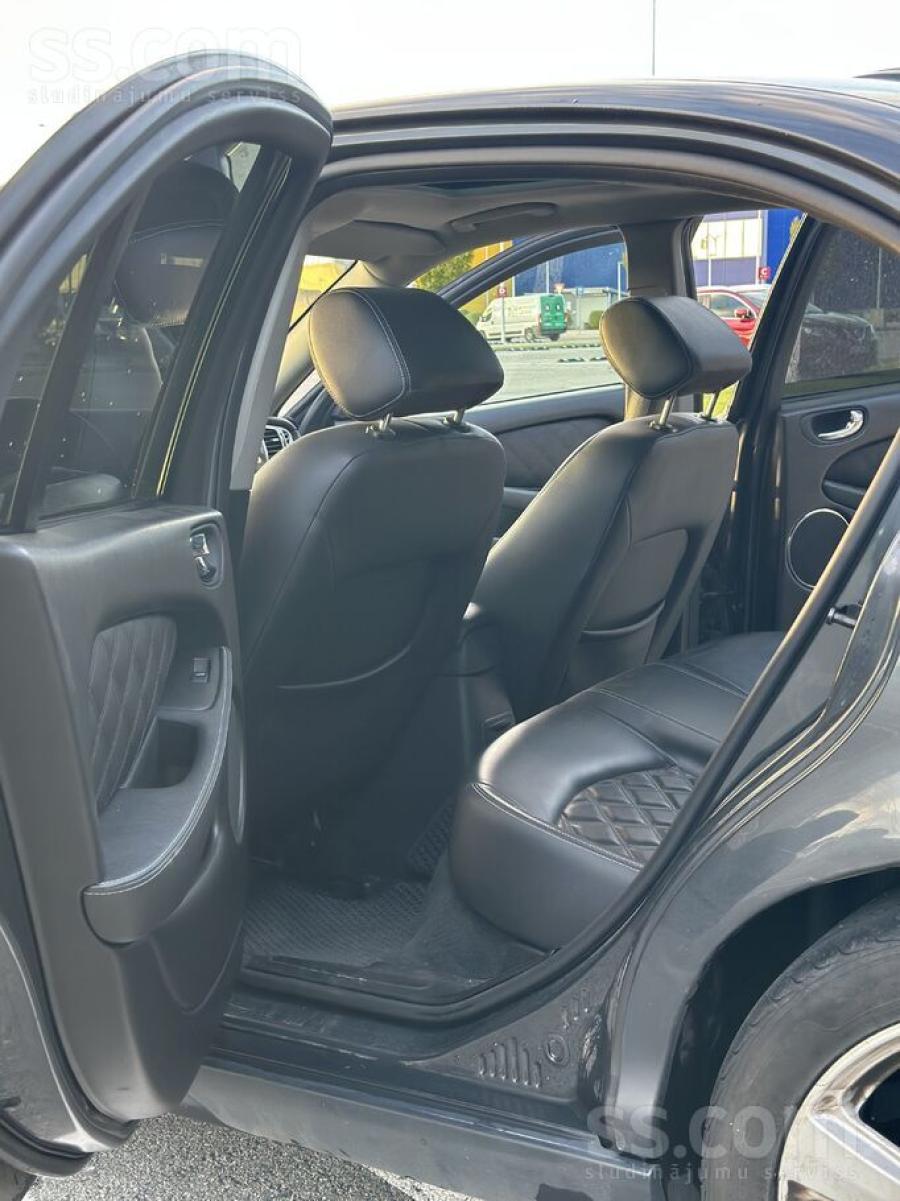 Pelēks Jaguar X-Type 2009 Rīga, ar dzinēja tilpumu 2.20 L un nobraukumu 245 tūkst. km par 3099 €, foto 9 vietnē AUTOMOTO.COM.LV