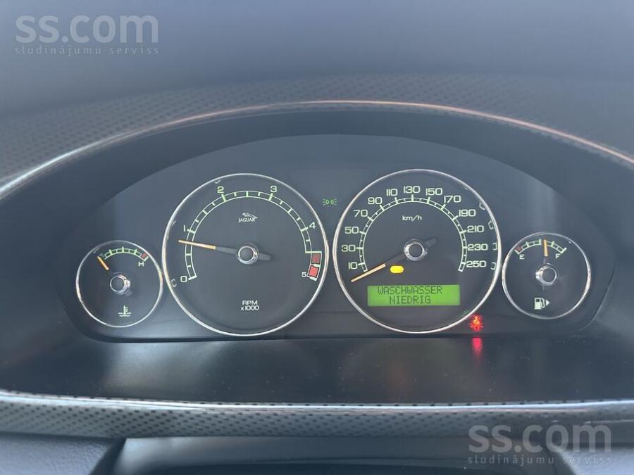 Pelēks Jaguar X-Type 2009 Rīga, ar dzinēja tilpumu 2.20 L un nobraukumu 245 tūkst. km par 3099 €, foto 13 vietnē AUTOMOTO.COM.LV