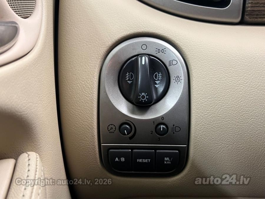Pelēks Jaguar X-Type 2009 Pērnava, ar dzinēja tilpumu 2.20 L un nobraukumu 185 tūkst. km par 3990 €, foto 15 vietnē AUTOMOTO.COM.LV