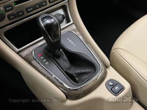 Pelēks Jaguar X-Type 2009 Pērnava, ar dzinēja tilpumu 2.20 L un nobraukumu 185 tūkst. km par 3990 €, foto 20 vietnē AUTOMOTO.COM.LV