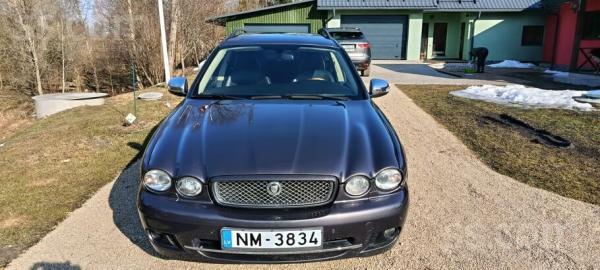 Pelēks Jaguar X-Type 2008 Aizkraukle, ar dzinēja tilpumu 2.20 L un nobraukumu 199 tūkst. km par 3399 €, foto 1 vietnē AUTOMOTO.COM.LV
