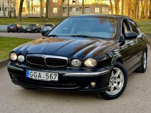 Jaguar X-Type 2003 in Vilnius, with an engine capacity of 2.10 L and mileage of 257 thousand km for 2650 €, photo 3 on AUTOMOTO.COM.LV