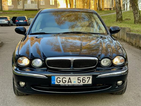 Jaguar X-Type 2003 in Vilnius, with an engine capacity of 2.10 L and mileage of 257 thousand km for 2650 €, photo 3 on AUTOMOTO.COM.LV