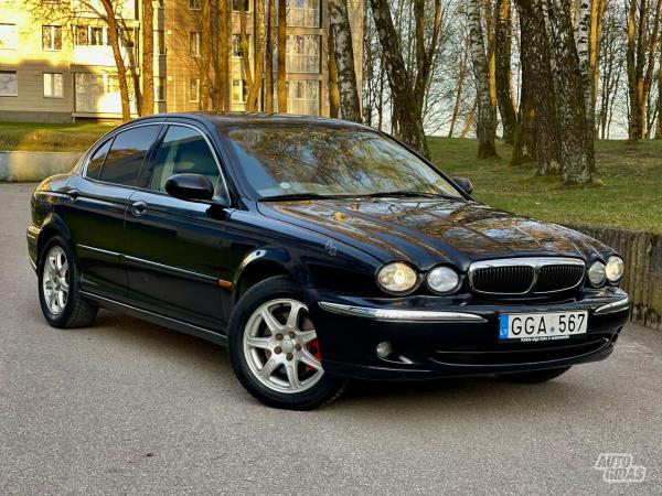Jaguar X-Type 2003 in Vilnius, with an engine capacity of 2.10 L and mileage of 257 thousand km for 2650 €, photo 7 on AUTOMOTO.COM.LV