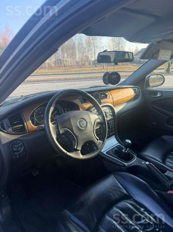 Jaguar X-Type 2003 Jelgava, ar dzinēja tilpumu 2.10 L un nobraukumu 207 tūkst. km par 650 €, foto 3 vietnē AUTOMOTO.COM.LV