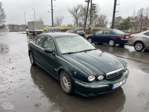 Jaguar X-Type 2004 Viļņa, ar dzinēja tilpumu 2.50 L un nobraukumu 190 tūkst. km par 750 €, foto  vietnē AUTOMOTO.COM.LV