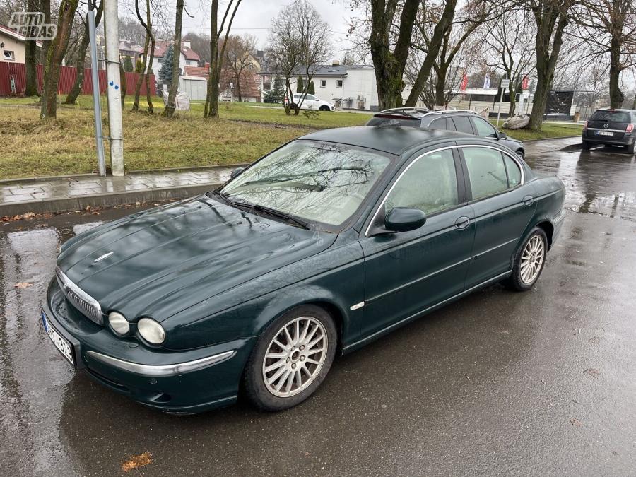 Jaguar X-Type 2004 in Vilnius, with an engine capacity of 2.50 L and mileage of 190 thousand km for 750 €, photo 3 on AUTOMOTO.COM.LV