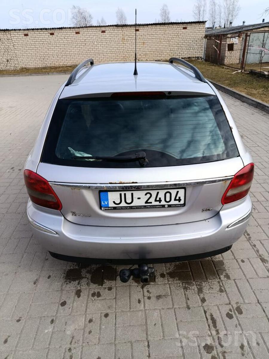Jaguar X-Type 2004 Rēzekne, ar dzinēja tilpumu 2.00 L un nobraukumu 440 tūkst. km par 899 €, foto 4 vietnē AUTOMOTO.COM.LV
