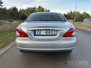 Jaguar X-Type 2006 Rīga, ar dzinēja tilpumu 2.00 L un nobraukumu 109 tūkst. km par 4700 €, foto 4 vietnē AUTOMOTO.COM.LV