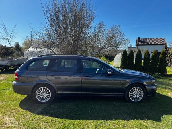 Jaguar X-Type 2008 in Siauliai, with an engine capacity of 2.00 L and mileage of 260 thousand km for 1050 €, photo 6 on AUTOMOTO.COM.LV