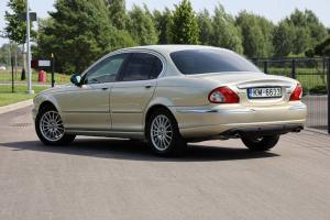 Yellow Jaguar X-Type 2007 in Jelgava, with an engine capacity of 2.50 L and mileage of 220 thousand km for 1990 €, photo 7 on AUTOMOTO.COM.LV