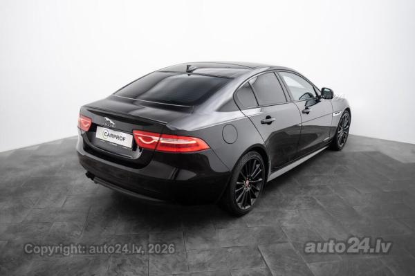 Black Jaguar XE 2015 in Tallinn, with an engine capacity of 2.00 L and mileage of 211 thousand km for 9999 €, photo 4 on AUTOMOTO.COM.LV