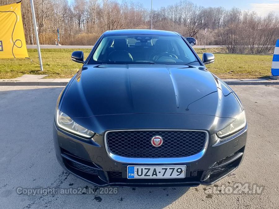 Black Jaguar XE 2015 in Keila, with an engine capacity of 2.00 L and mileage of 262 thousand km for 6900 €, photo 3 on AUTOMOTO.COM.LV