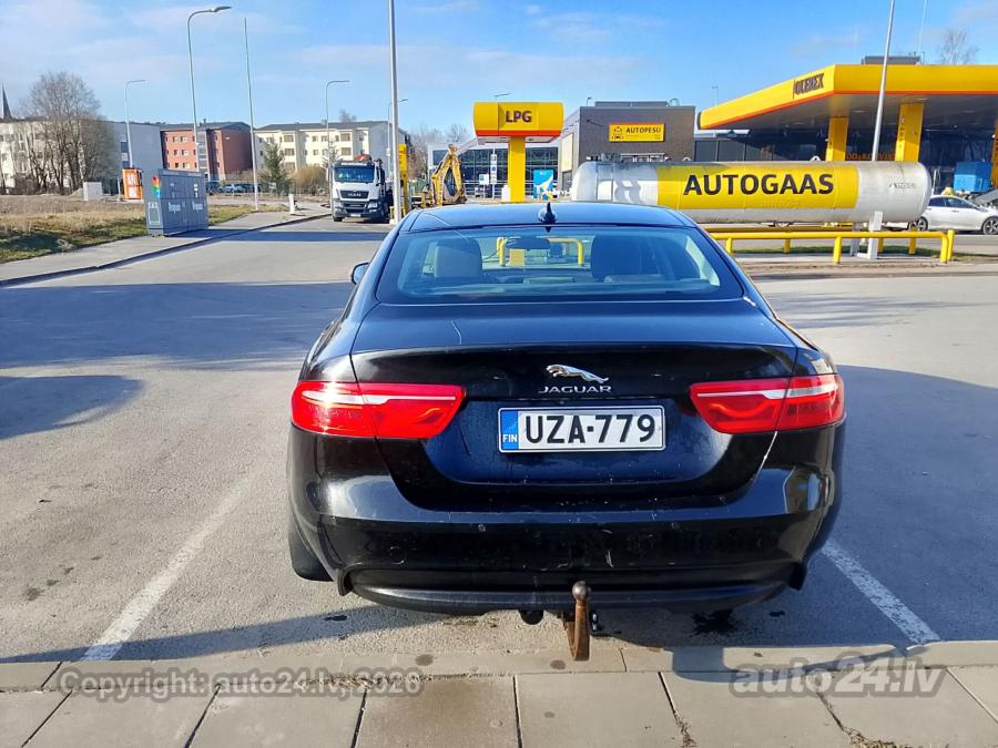 Black Jaguar XE 2015 in Keila, with an engine capacity of 2.00 L and mileage of 262 thousand km for 6900 €, photo 7 on AUTOMOTO.COM.LV