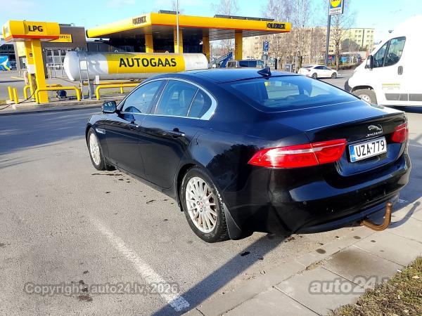 Melns Jaguar XE 2015 Keila, ar dzinēja tilpumu 2.00 L un nobraukumu 262 tūkst. km par 6900 €, foto 7 vietnē AUTOMOTO.COM.LV