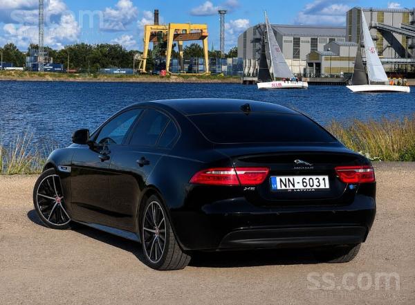Черный Ягуар XE 2016 в Рига, объемом двигателя 2.00 л и пробегом 263 тыс. км за 9200 €, фото 7 на AUTOMOTO.COM.LV