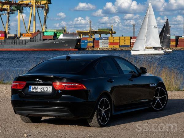 Черный Ягуар XE 2016 в Рига, объемом двигателя 2.00 л и пробегом 263 тыс. км за 9200 €, фото 8 на AUTOMOTO.COM.LV