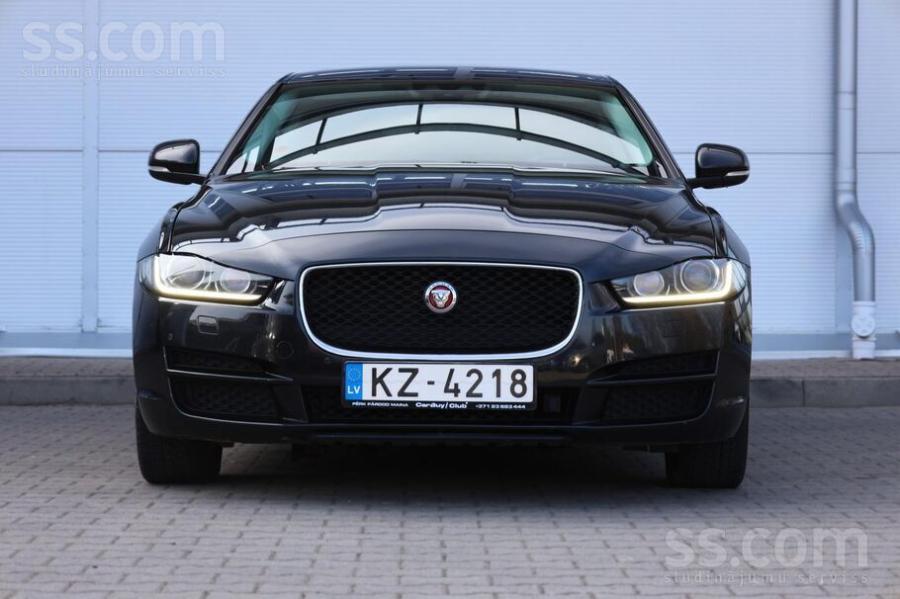 Melns Jaguar XE 2017 Rīga, ar dzinēja tilpumu 2.00 L un nobraukumu 0 tūkst. km par 7995 €, foto 4 vietnē AUTOMOTO.COM.LV
