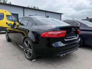 Черный Ягуар XE 2017 в Утена, объемом двигателя 2.00 л и пробегом 180 тыс. км за 5900 €, фото 5 на AUTOMOTO.COM.LV