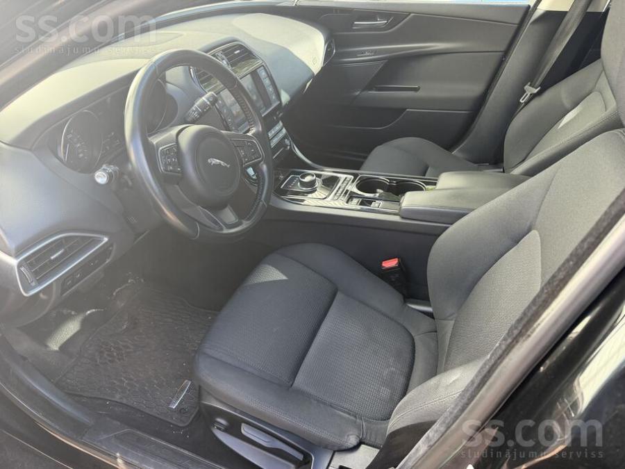Black Jaguar XE 2017 in Riga, with an engine capacity of 2.00 L and mileage of 130 thousand km for 8500 €, photo 6 on AUTOMOTO.COM.LV