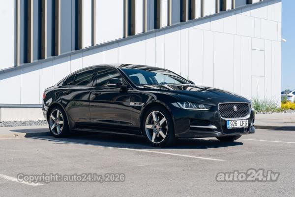 Melns Jaguar XE 2019 Tallina, ar dzinēja tilpumu 2.00 L un nobraukumu 140 tūkst. km par 22899 €, foto 1 vietnē AUTOMOTO.COM.LV