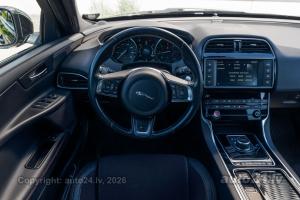 Melns Jaguar XE 2019 Tallina, ar dzinēja tilpumu 2.00 L un nobraukumu 140 tūkst. km par 22899 €, foto 10 vietnē AUTOMOTO.COM.LV