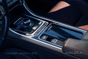 Melns Jaguar XE 2019 Tallina, ar dzinēja tilpumu 2.00 L un nobraukumu 140 tūkst. km par 22899 €, foto 16 vietnē AUTOMOTO.COM.LV
