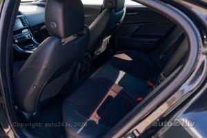 Melns Jaguar XE 2019 Tallina, ar dzinēja tilpumu 2.00 L un nobraukumu 140 tūkst. km par 22899 €, foto 19 vietnē AUTOMOTO.COM.LV
