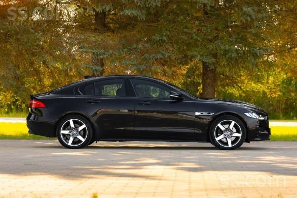 Black Jaguar XE 2019 in Jelgava, with an engine capacity of 2.00 L and mileage of 0 thousand km for 13500 €, photo 4 on AUTOMOTO.COM.LV