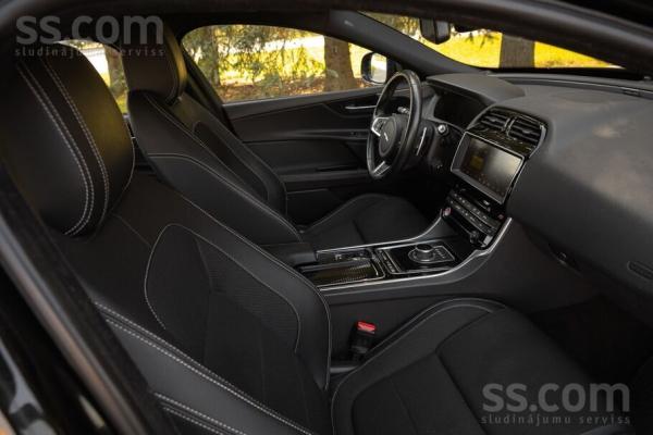 Black Jaguar XE 2019 in Jelgava, with an engine capacity of 2.00 L and mileage of 0 thousand km for 13500 €, photo 10 on AUTOMOTO.COM.LV