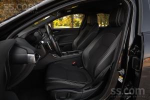 Melns Jaguar XE 2019 Jelgava, ar dzinēja tilpumu 2.00 L un nobraukumu 0 tūkst. km par 13500 €, foto 27 vietnē AUTOMOTO.COM.LV