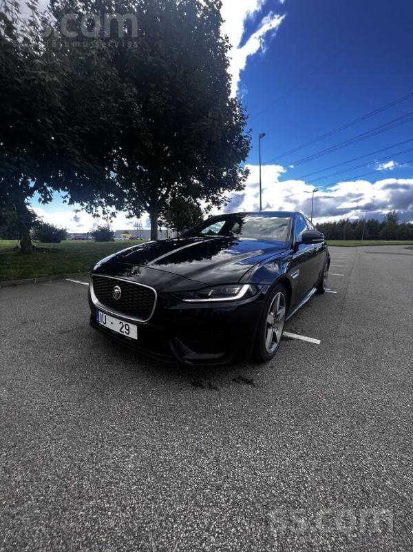 Melns Jaguar XE 2020 Rīga, ar dzinēja tilpumu 2.00 L un nobraukumu 73 tūkst. km par 22400 €, foto 1 vietnē AUTOMOTO.COM.LV