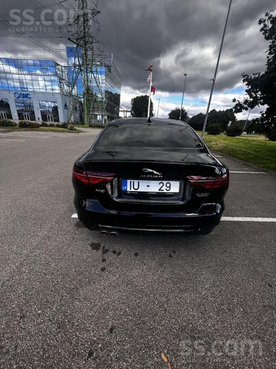 Melns Jaguar XE 2020 Rīga, ar dzinēja tilpumu 2.00 L un nobraukumu 73 tūkst. km par 22400 €, foto 7 vietnē AUTOMOTO.COM.LV