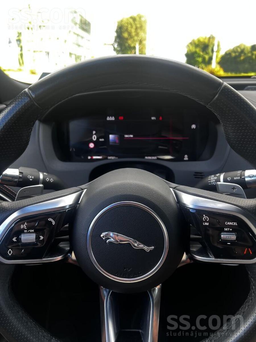 Melns Jaguar XE 2020 Rīga, ar dzinēja tilpumu 2.00 L un nobraukumu 73 tūkst. km par 22400 €, foto 11 vietnē AUTOMOTO.COM.LV